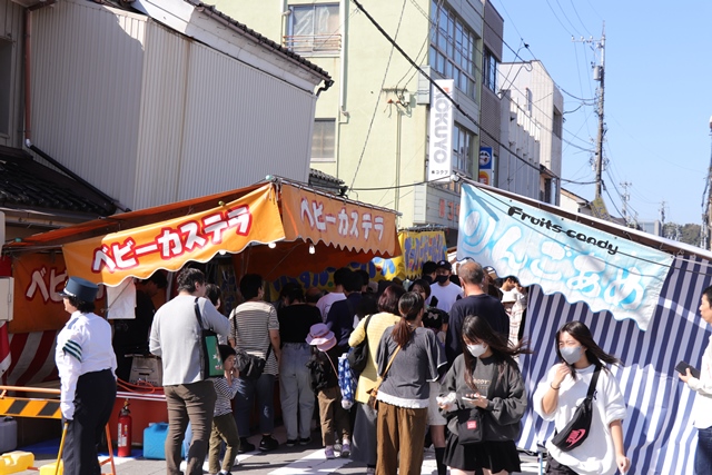 2023 令和5 年11月3日秋の大市うますぎ一本杉出世むすび福よせ祭り食のイベントで大にぎわい七尾市